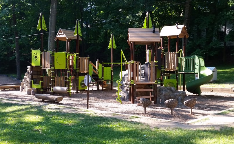 Natural-themed Playground Entertainment Education